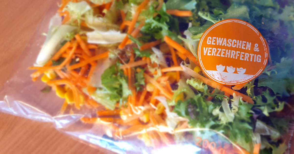 Keimgefahr: Vorgeschnittene Salate immer kühlen! | Verbraucherzentrale ...